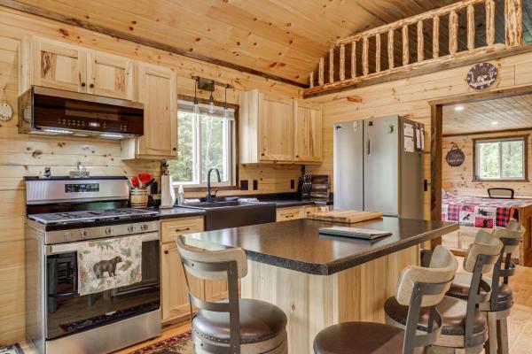 Secluded Cabin W/ Utv Trail Access In Harshaw! - Wisconsin