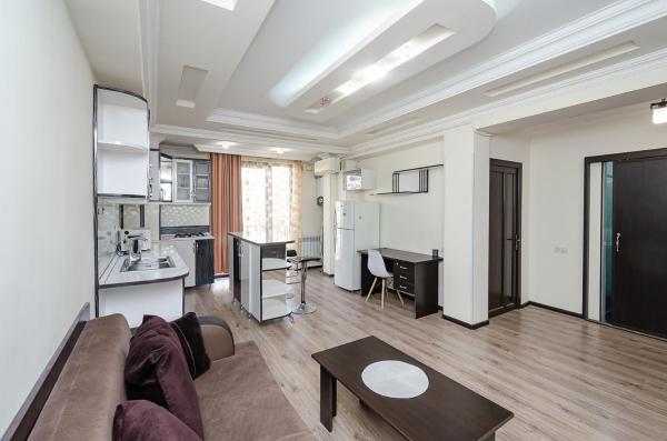 K1 Great Apartment Near Republic Square - Ereván