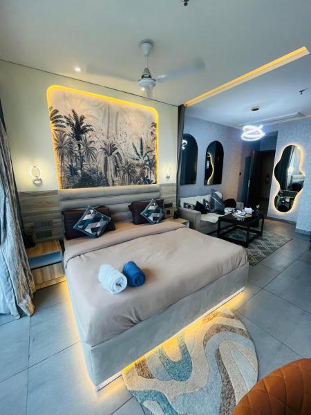 Supernova Luxe Heaven - Noida