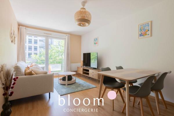 Le Chatelet Appartement Avec Terrasse Et Parking Privé - Château de Fléville