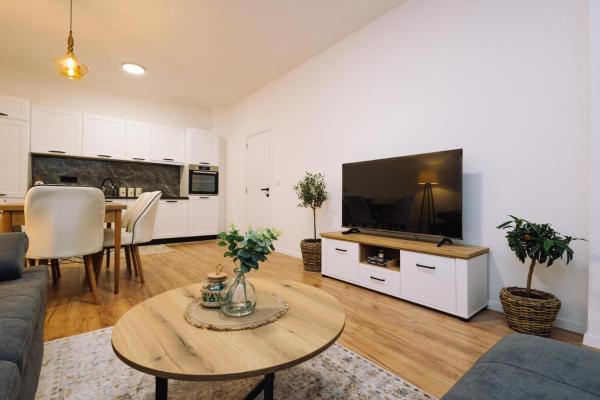 Salaj Long Beach Apartment - Montenegro