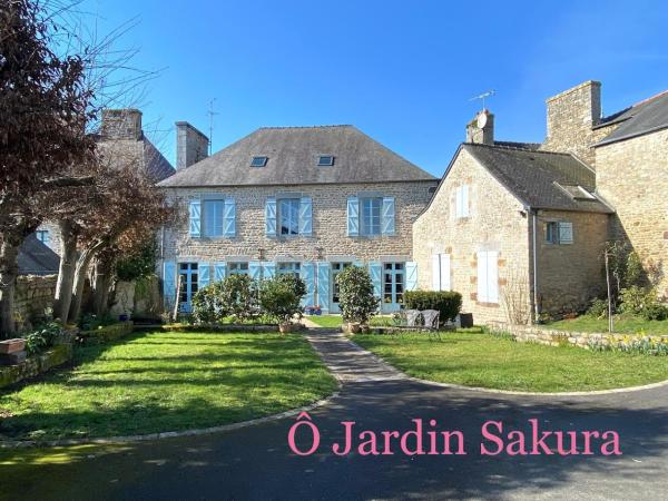 Ô Jardin Sakura Maison D'hôtes Entre Fougères Et Mont Saint-michel - France