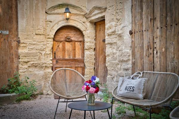 La Maison Comte Charm & History In Uzès - Uzès