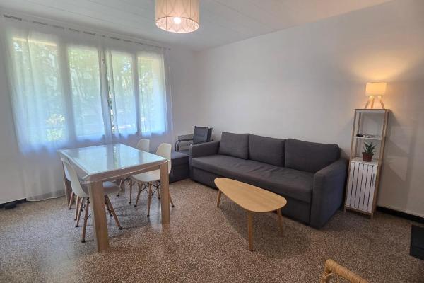 Apartment In Fréjus Near The Beach With Balcony - Fréjus