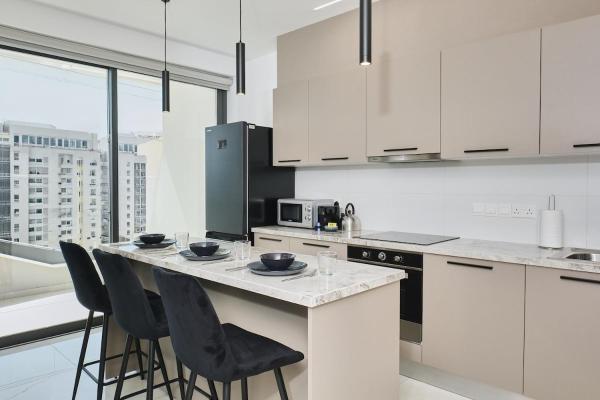 Modern 1 Br With Balcony In Central Nicosia - Nicosia