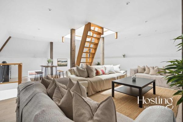 Barley House - 3 Bed Balcony And Parking - Henley-on-Thames
