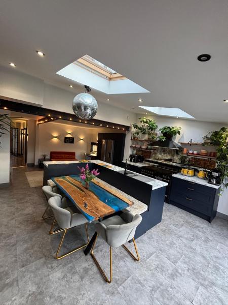 Moor House With Finnish Sauna, Garden, Free Parking - Solihull