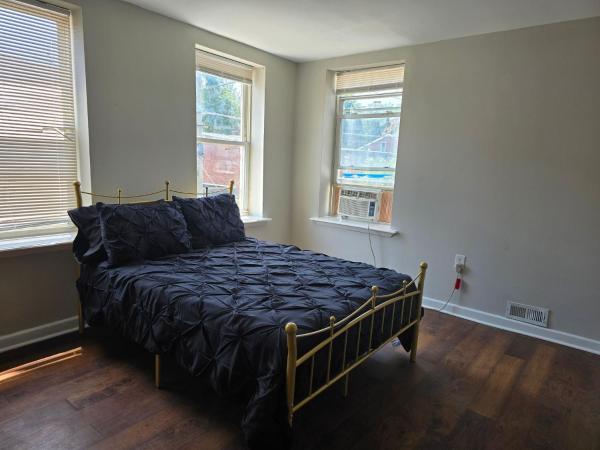 Peaceful Studio Near Benjamin Franklin Bridge - Camden, NJ