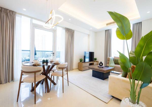Spectacular Modern 2br With Waterfront Living In Gateway Residences - Ras al Khaimah