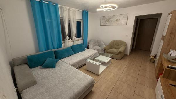 Modern Apartment - Romanya