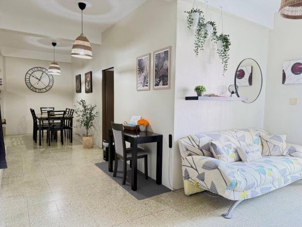 3br For 7 Central Ac & Laundry - Walk To Town - Yauco