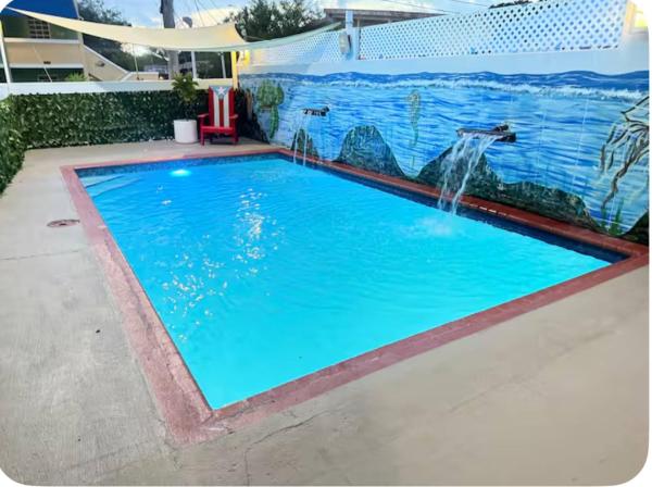 Playa Santa Family Escape - 2 Pools - Billard - Guanica