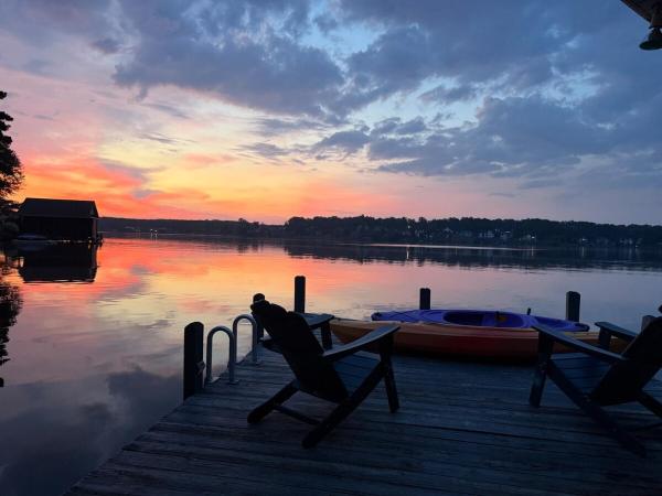 4-br Lakefront Home With Amazing Views - Lake Tillery, NC