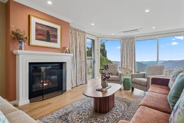 Honeysett - Katoomba