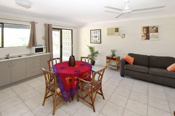 Alma Bay Holiday Unit 3 - Townsville