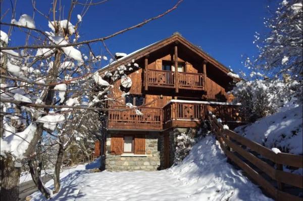 Madame Vacances Chalet Tourterelle - Courchevel, Francia