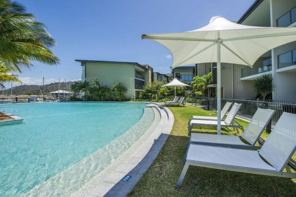 Blue On Blue Apartment 813 - Magnetic Island
