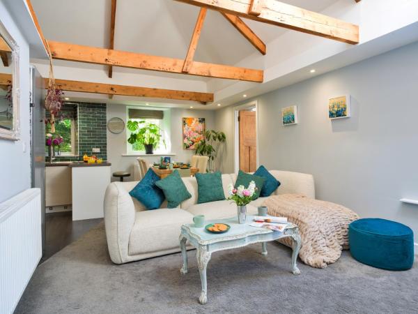 Leetor, Porthleven - Porthleven