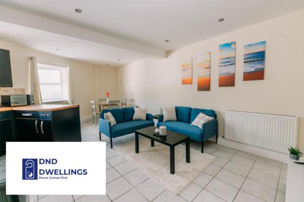 2 Bedroom Flat - 3 Beds - 1 Bath - Parking - Beach And Centre - Folkestone
