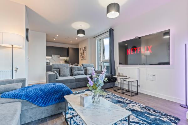 Central Harrow Balcony Sleeps 6 10 Mins To Wembley - Watford