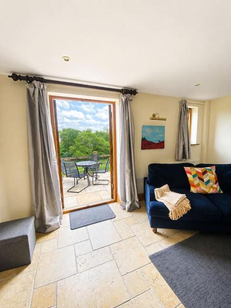 Pretty Wood Cottage Peace In A Private Meadow - Bakewell