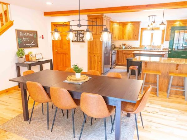 Hidden Gem Retreat - Firepit - Wolfeboro - Ossipee, NH