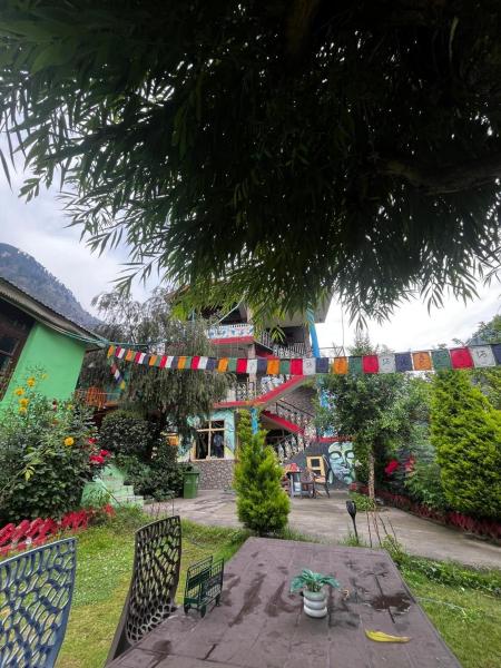 Maya Homestay & Cafe - Mandi
