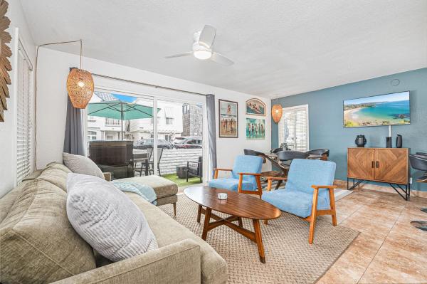 7br Beach House With Firepit, Oceanview Patio And Deck By Beachview Rentals - Newport Beach, CA