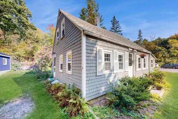 Charming Boothbay Harbor Cottage With Partial Ac, Full Kitchen, And Sun Room - Boothbay Harbor, ME