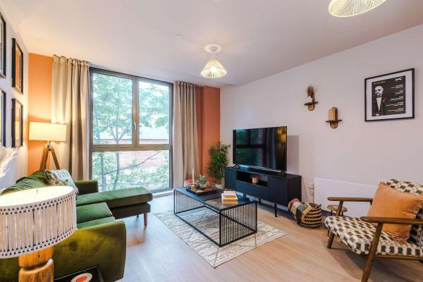 2br Apartment In Manchester - Free Parking - Manchester