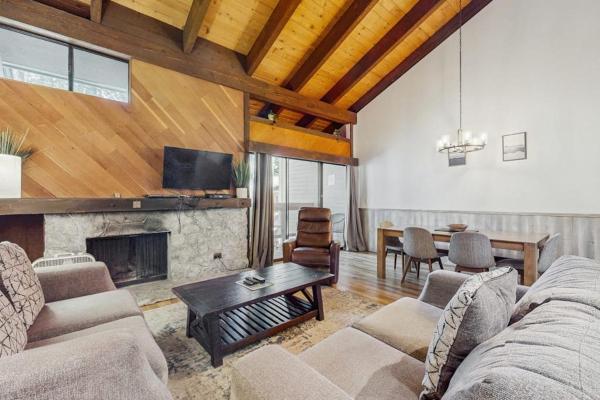 Updated Lakeland Village Condo W Fireplace Pool & Private Beach - South Lake Tahoe, CA
