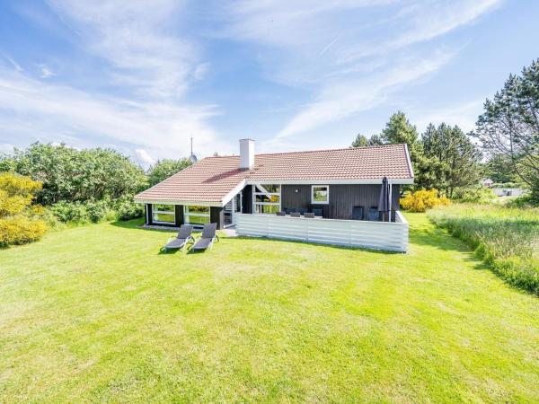 10 Person Holiday Home In Blåvand - Blåvand