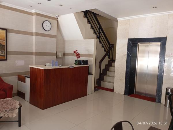 Legenda Beril Hostel - Makassar