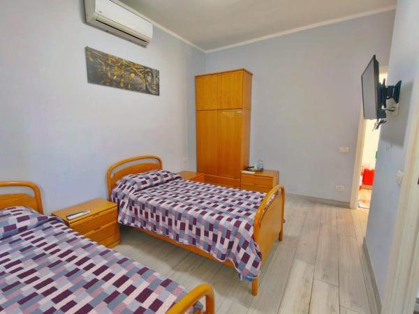 Camera Privata Con Bagno Privato E Snack Di Benvenuto - Fiumicino