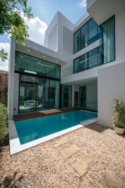 Montanas Pool Villa Near Nimman , Daily Maid - Chiang Mai