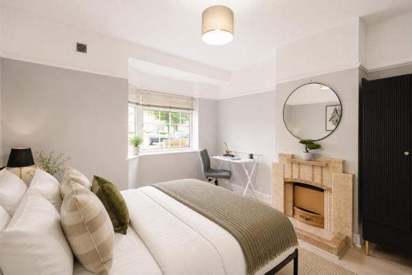 Pads Living Avalon Crescent - Harrow