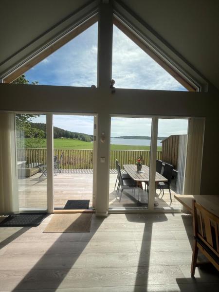 Newly Renovated House On A Farm With A View To The Sea! - Norvegia