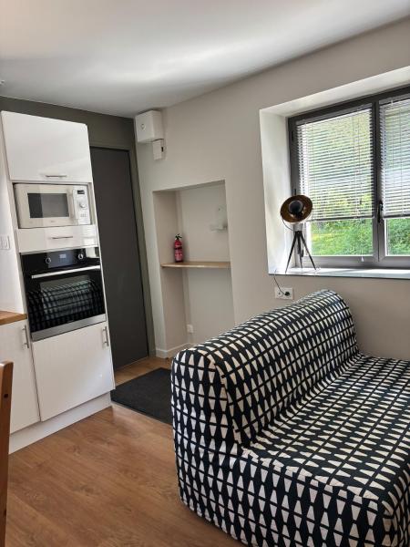 Petite Maison Privée De 33m2 Beaucouzé Avec éTang - Beaucouzé