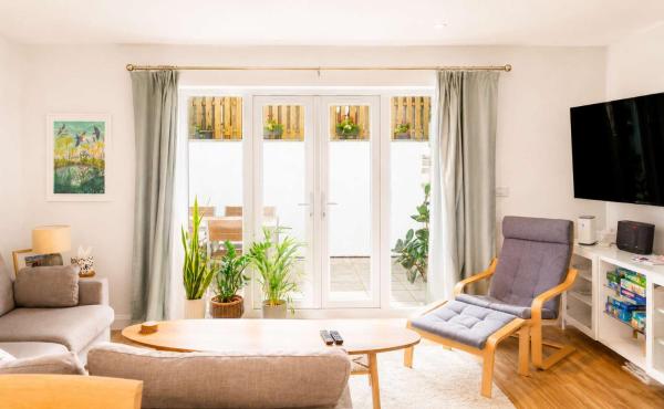 Meadowvine - By Rowes Retreats - Penryn