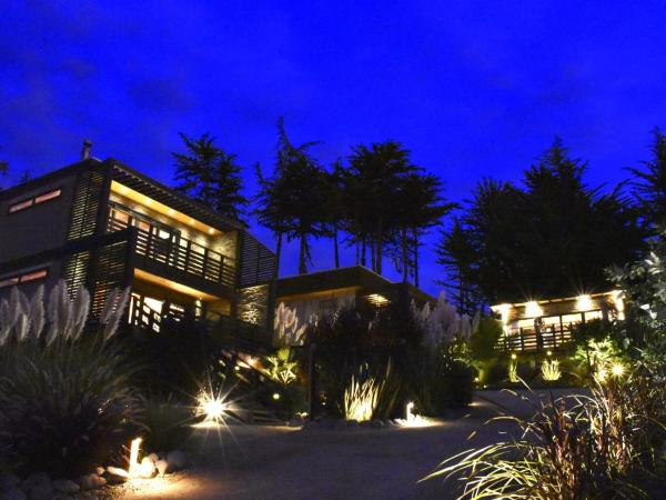 --- Onda De Mar Villas --- Villas Privadas Boutique Para Dos - Vistas Al Mar - Sesión De Hidromasaje Opcional - Camina A La Playa - Quincho Privado - Cerca De Los Mejores Restaurantes - Pichilemu
