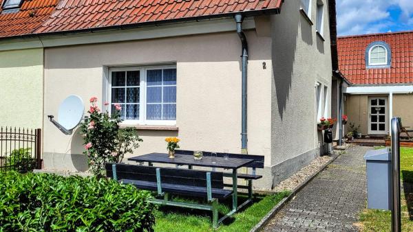 Ruhig Gelegene Ferienwohnung In Idyllischer Umgebung - Entspannung Garantiert - Eisenhüttenstadt