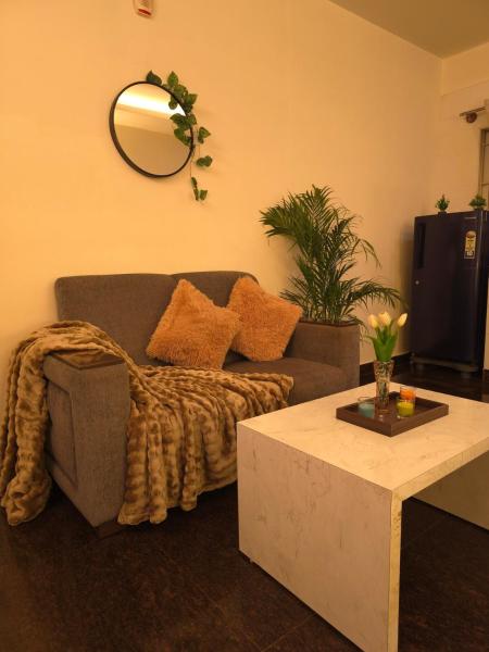 Purple Door - Luxurious 1 Bhk - Bengaluru