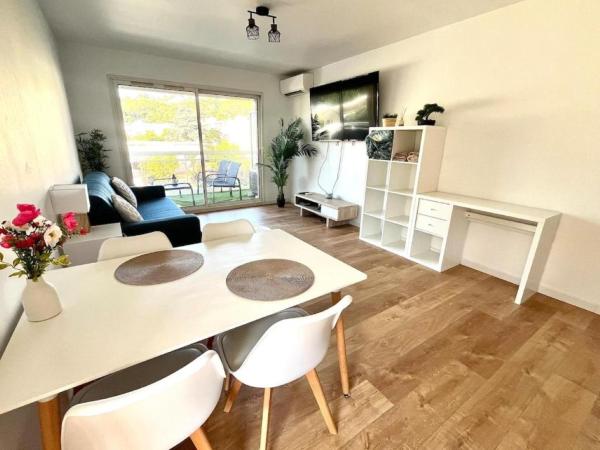 Studio Climatisé, Avec Terrasse Et Parking Privé - Saint-Paul-de-Vence