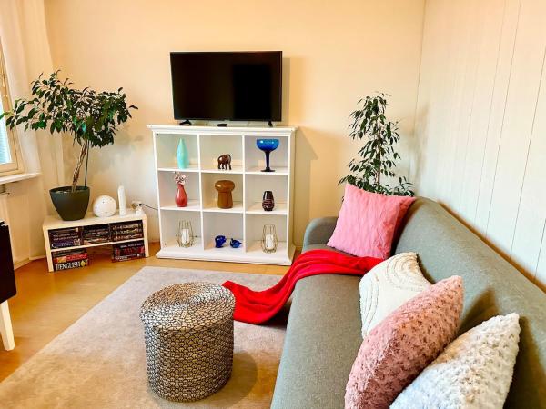 Bright Two-room Apartment With Lake View - Lahti