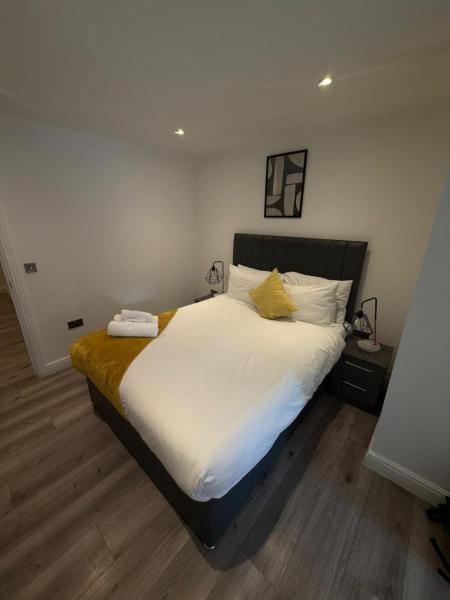 City Centre One Bedroom Apartment Liverpool - Liverpool central station