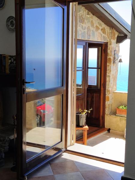La Grotta Sul Mare - Imperia