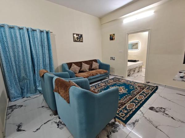 Kalpavrukksha Luxury Service Apartment Unit 3- Lavish Hall, Smart Tv, 2 Bedroom Attached Washroom Fully Functional Kitchen And Utilities And A Balcony With Great Landmark View - Chikmagalur