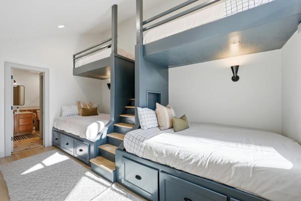 Modern Mountain-chic Condo-ski, Golf, Bike, Hike! - Utah