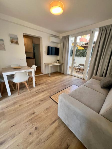 Casa Silvia, Bilocale Nuovo A 100 Mt Dal Mare - Riccione
