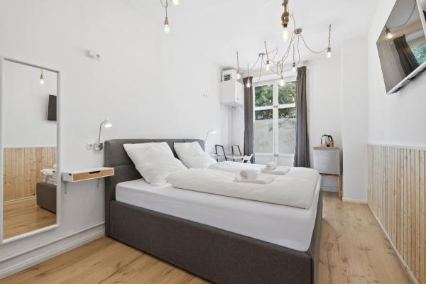 Hostel Viktoriapark Mitten In Berlin - Kreuzberg